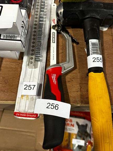 Milwaukee Compact Hack Saw with 10 in. 24 TPI Bi-Metal Blade - Dallas ...