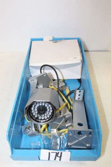 PROVISUAL DAY AND NIGHT DIGITAL COLOR CCD CAMERA - Dallas Online ...