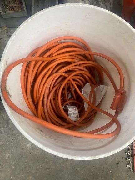Extension Cord & Bucket - Hoosier Auction Group
