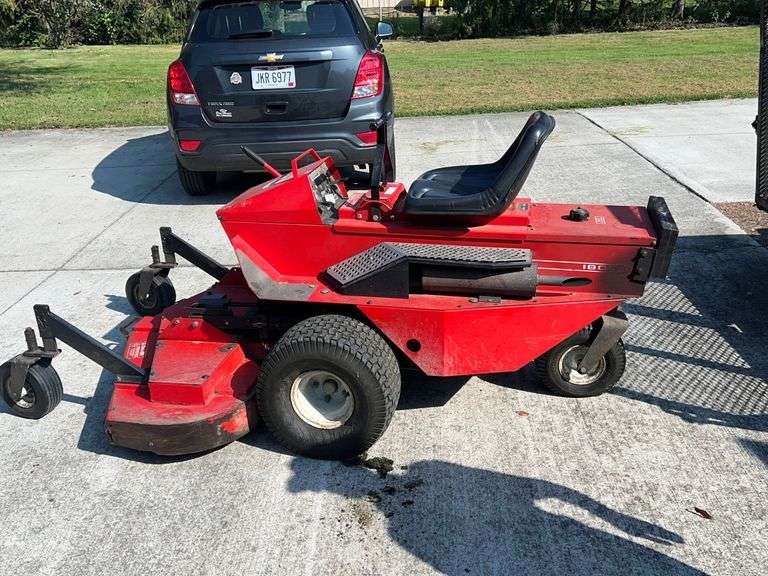 Deines Zero turn mower - Innovative Revenue Solutions