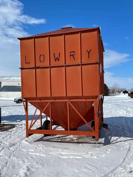 Lowry bin - Integrity Auctioneers
