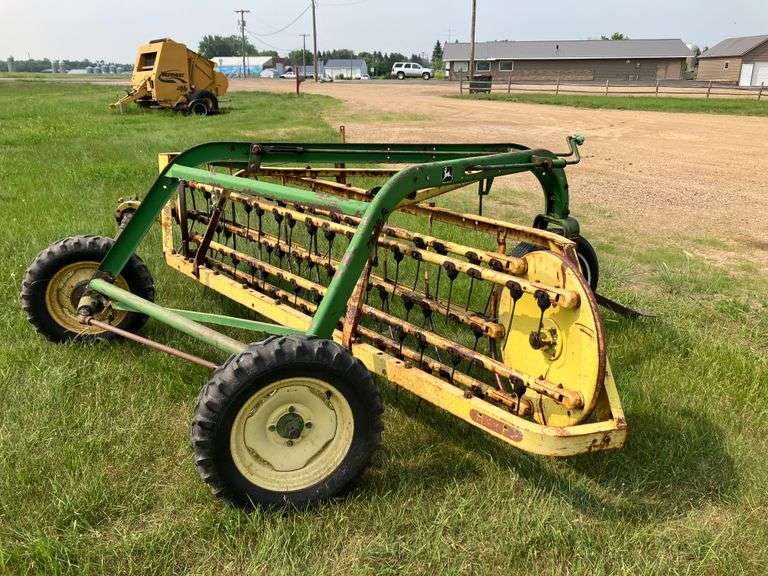 John Deere Rake - Integrity Auctioneers