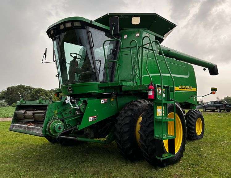 Harvest Equipment Auction - Integrity Auctioneers