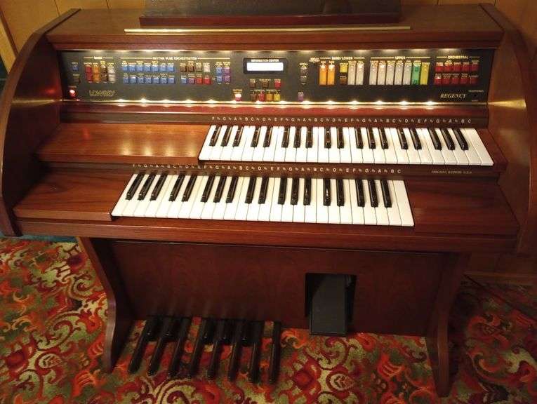 Lowrey Regency electric organ - Integrity Auctioneers