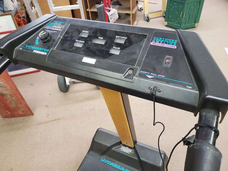 VITAMASTER TREADMILL - Isabell Auction