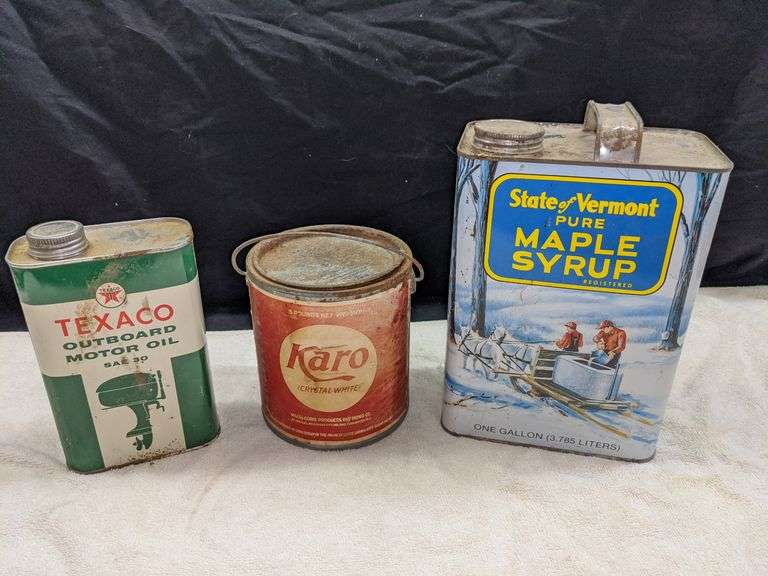 VINTAGE VERMONT SYRUP, KARO SYRUP, & TEXACO OIL CANS - Isabell Auction
