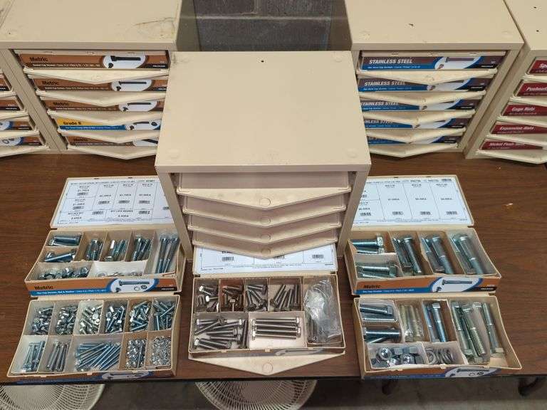 5-DRAWER HARDWARE BIN WITH CONTENTS - Isabell Auction