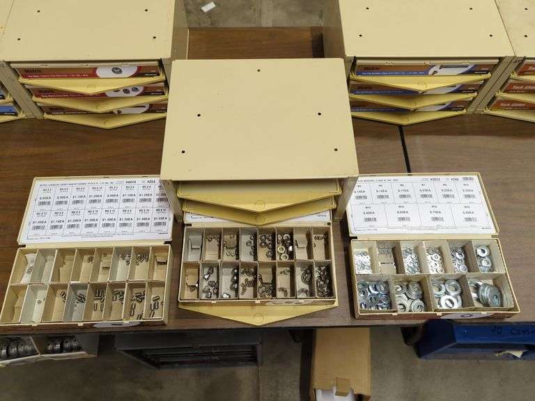 3-DRAWER HARDWARE BIN WITH CONTENTS - Isabell Auction