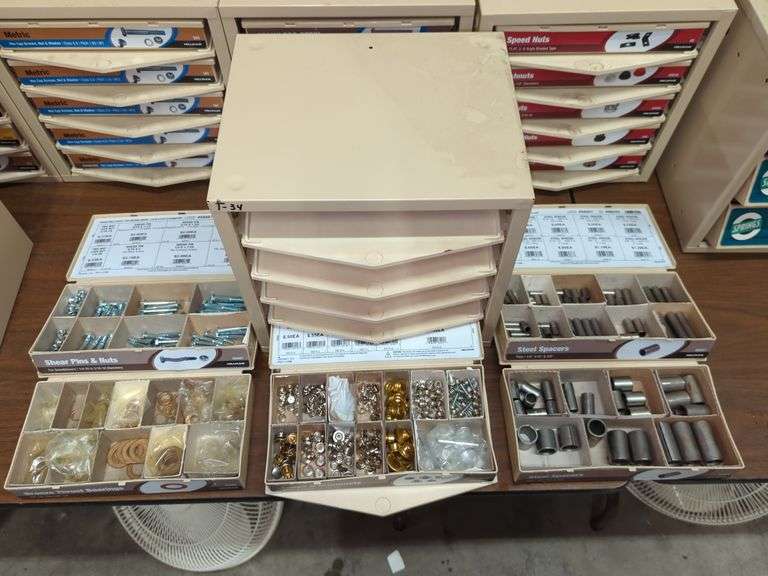 5-DRAWER HARDWARE BIN WITH CONTENTS - Isabell Auction