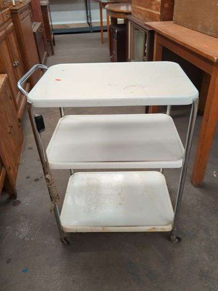 VINTAGE METAL KITCHEN/UTILITY CART - Isabell Auction