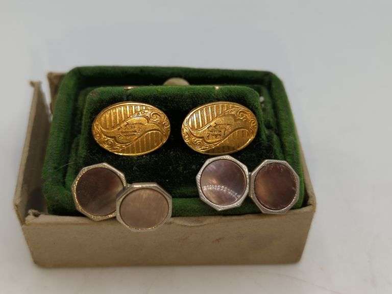 (2) VINTAGE CUFFLINK SETS - Isabell Auction