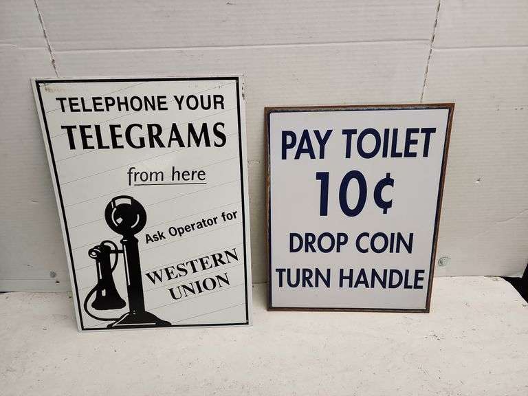 PAIR OF METAL SIGNS - Isabell Auction