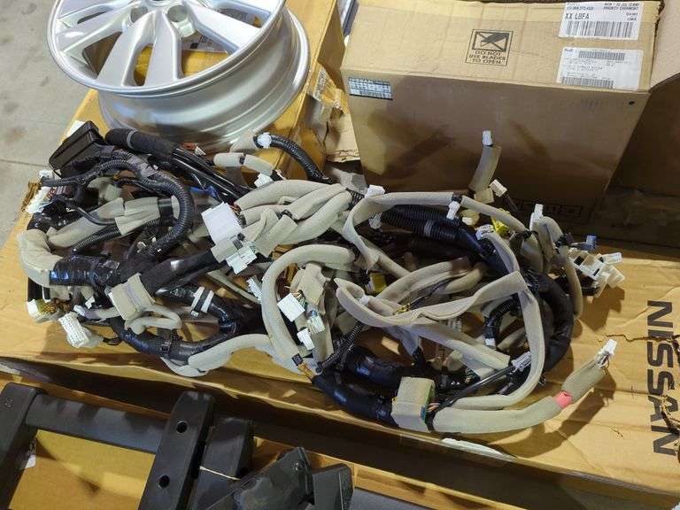 NISSAN MAIN HARNESS - Isabell Auction