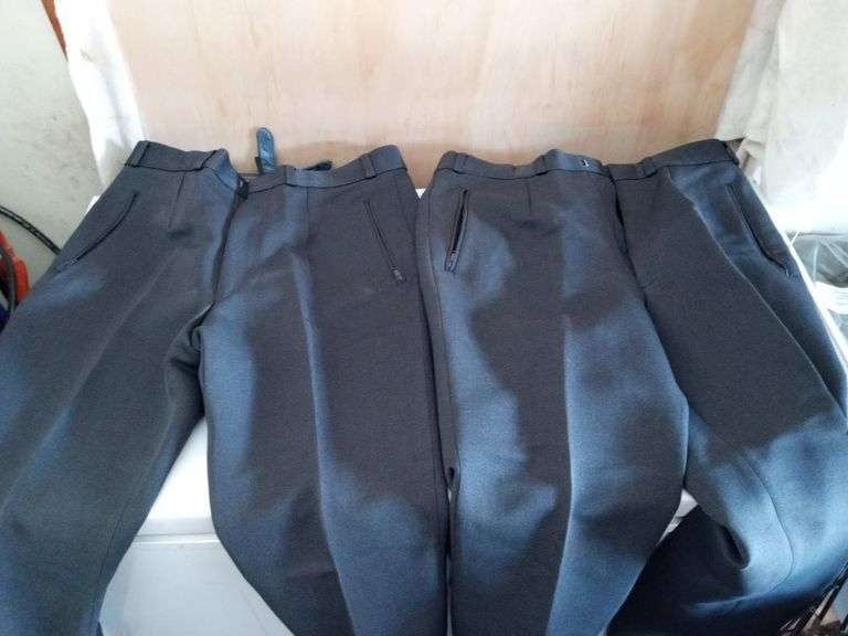 (2) WOOL RIDING PANTS (SZ-MED) - Isabell Auction