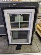 SIMONTON DOUBLE HUNG VINYL WINDOW (20-IN. X 31-IN. (IN DISPLAY)) - Isabell Auction