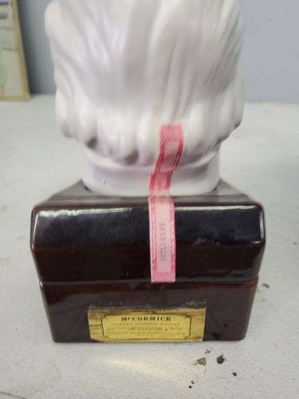 10 IN. TALL MCCORMICK ELVIS BUST DECANTER (FULL, SEALED) - Isabell Auction