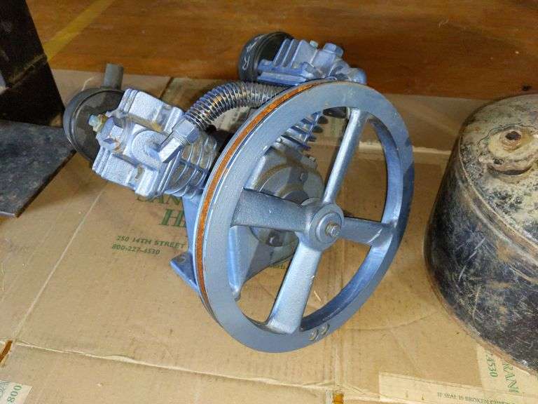 SM. 2-STAGE AIR COMPRESSOR PUMP - Isabell Auction