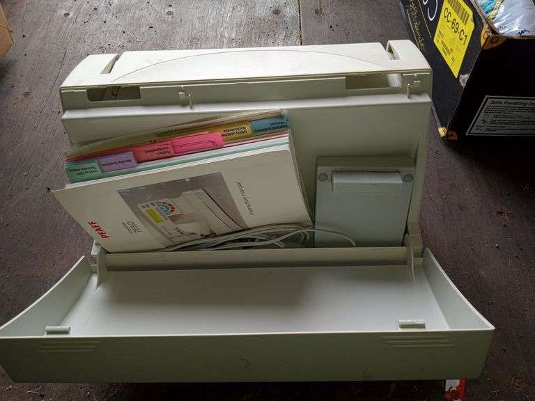 PFAFF CREATIVE 7550 SHOWING MACHINE - Isabell Auction