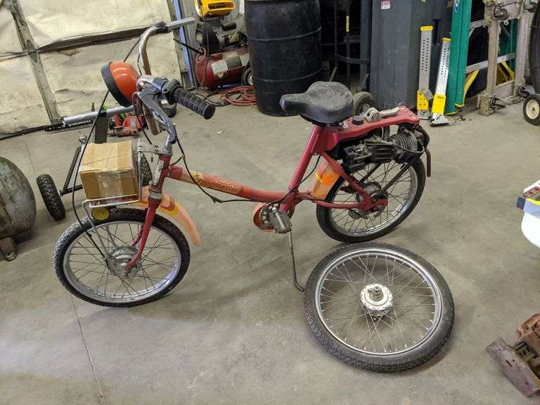 1963 AMF ROADMASTER MOPED WITH PARTS (NO TITLE) (SITTING SINCE APROX ...