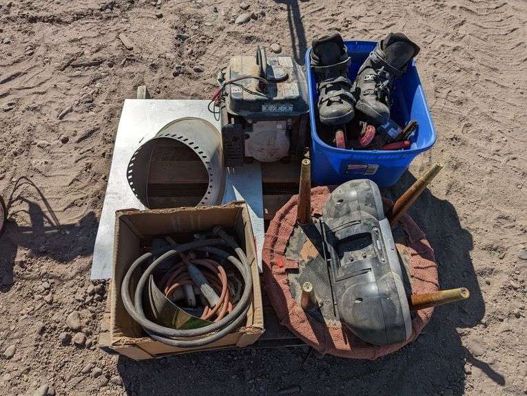 (OUT) SM. GENERATOR (TURNS OVER), ROOF VENT, SIRIUS SPEAKER, ROLLER ...