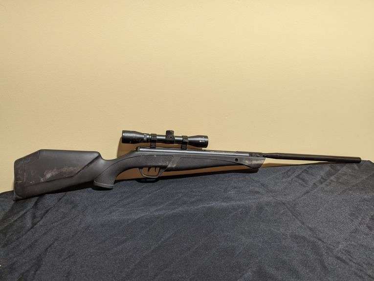 BENJAMIN CHARGER NITRO .177-CAL. PELLET RIFLE WITH CENTER POINT 4X32 ...