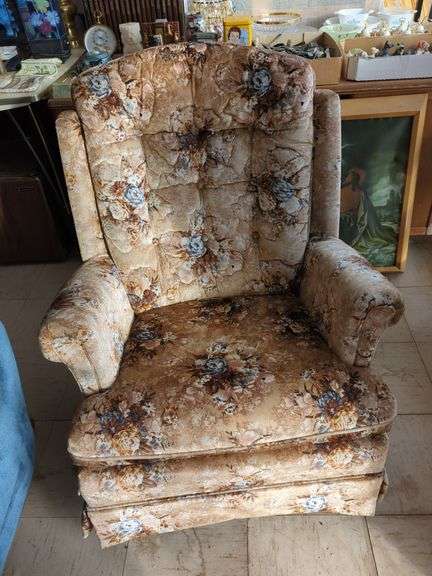 VINTAGE SWIVEL ROCKER CHAIR - Isabell Auction