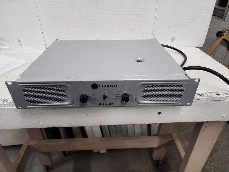 CROWN X4000 AMPLIFIER (LIGHTS UP, UNTESTED) - Isabell Auction