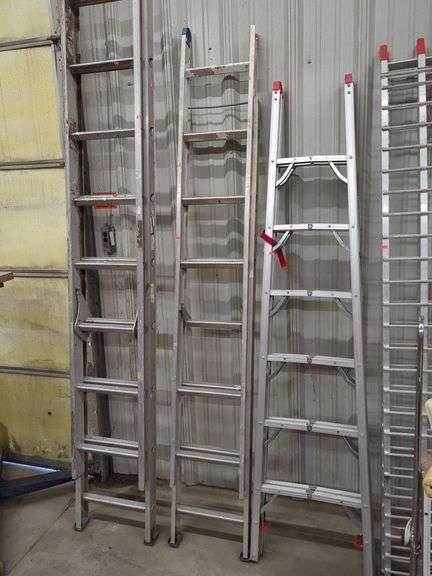 14-FT. ALUMINUM EXTENSION LADDER - Isabell Auction