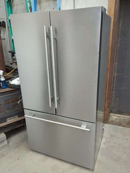 CRITERION STAINLESS STEEL FRENCH DOOR REFRIGERATOR WITH BOTTOM FREEZER ...