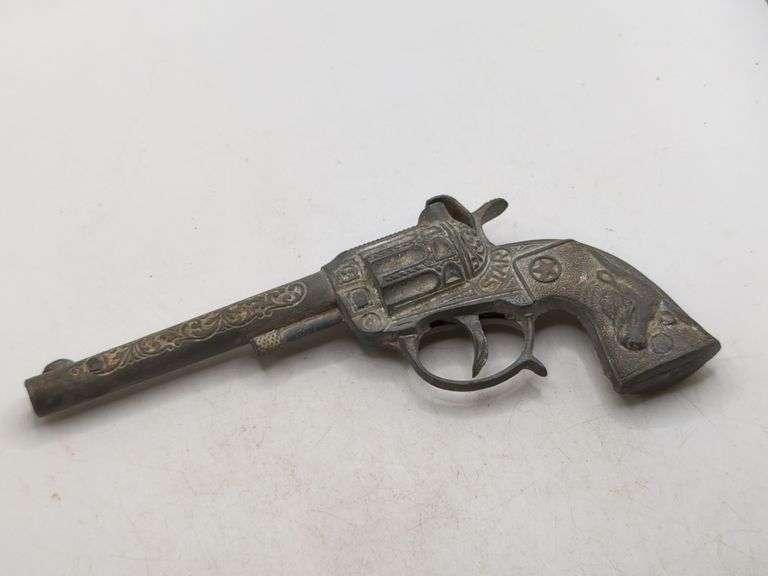 VINTAGE STAR CAP GUN - Isabell Auction