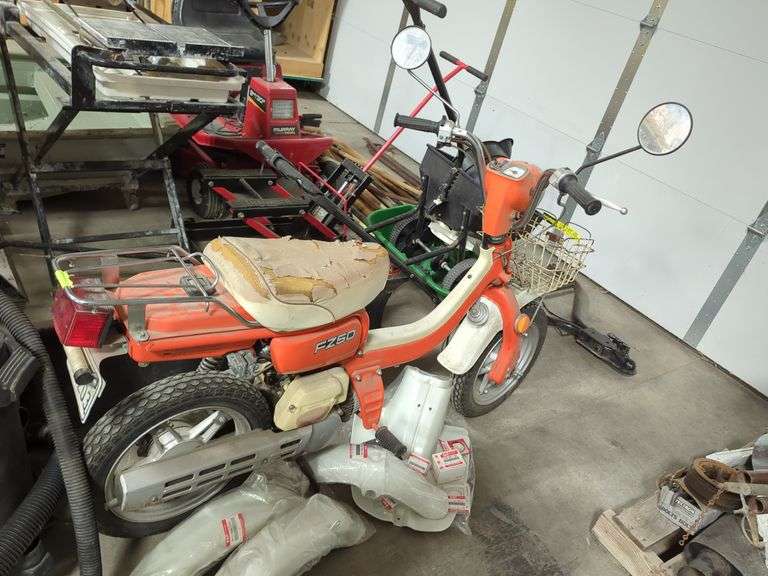 1978 SUZUKI FZ50 "SUZY" MOPED WITH PARTS (HAS KEY, UNTITLED, NO INFO ...