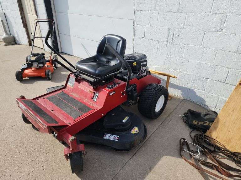 (OUT) SWISHER 52 IN. ZERO TURN RIDING MOWER 24 HP (RUNS GOOD) - Isabell ...
