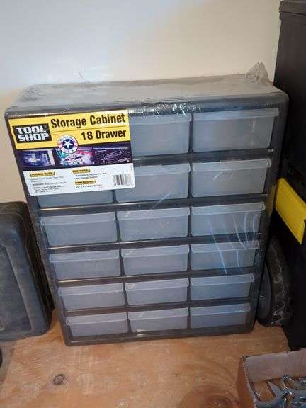 18-DRAWER HARDWARE ORGANIZER CABINET - Isabell Auction