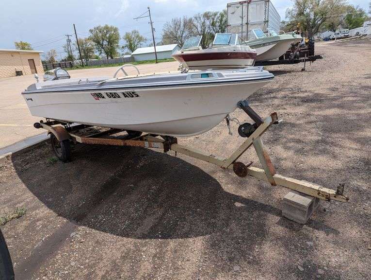 14-FT. ELGIN BOAT WITH EVINRUDE LARK III MOTOR (UNKNOWN) & TRAILER (NO ...