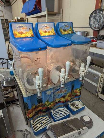 SENCOTEL SL JUICE ALIVE COMM. TRIPLE BEVERAGE DISPENSER - Isabell Auction