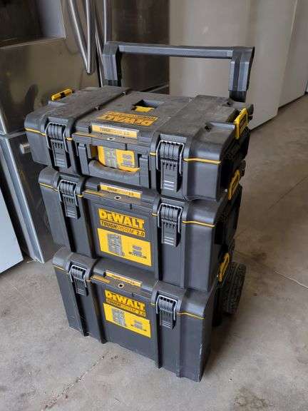 DEWALT TOUGH SYSTEM 2.0 STACK & LOCK 3-PC. RILLING TOOL BOX SET ...