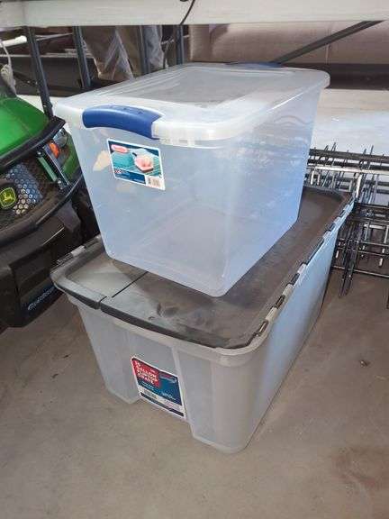 27-QT. & 15-GALLON STORAGE TOTES - Isabell Auction