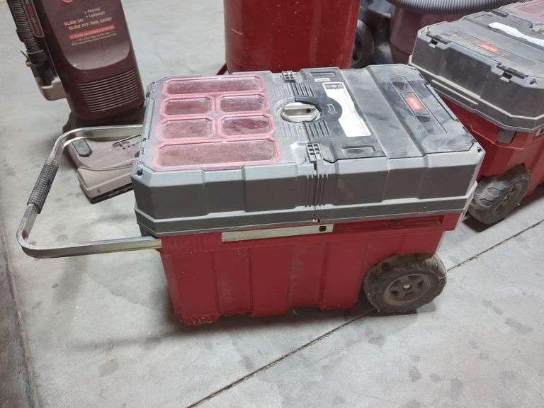 KETER ROLLING SLIDE-TOP TOOL BOX - Isabell Auction