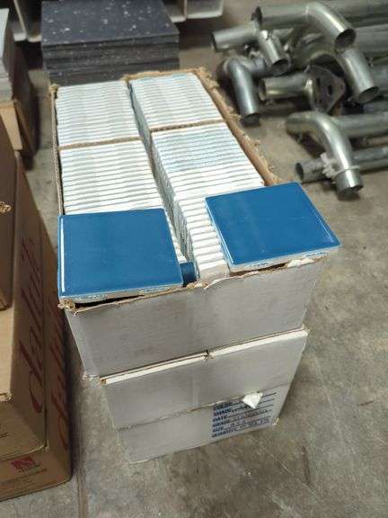 (3) BOXES OF 4" X 4" CERAMIC WALL TILE - Isabell Auction