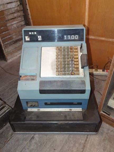 VINTAGE NCR CASH REGISTER - Isabell Auction