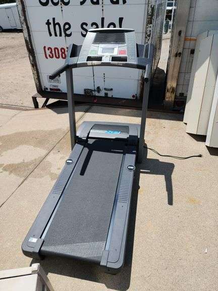 (OUT) PRO-FORM XP TREADMILL - Isabell Auction