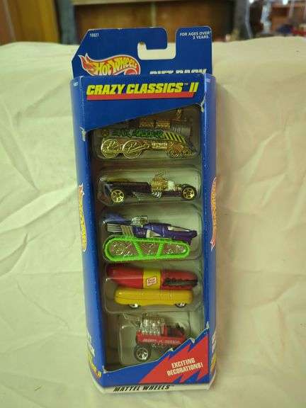 HOT WHEELS 1/64 SCALE DIECAST 5-CAR COLLECTOR SET (CRAZY CLASSICS II ...