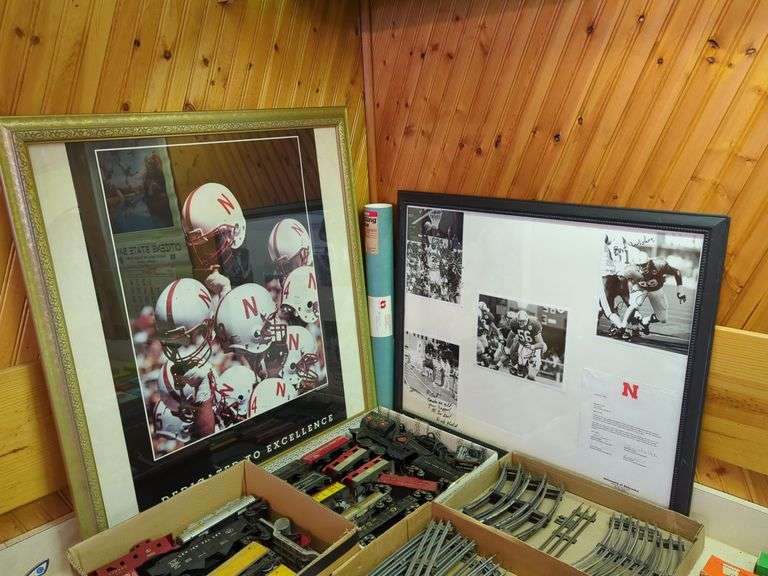 1994 NEBRASKA HUSKERS POSTER/PICTURE SET (AUTOGRAPHS INCLUDE: ERICK ...