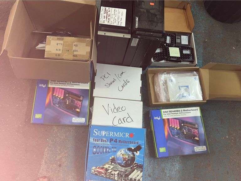 ASSORTED COMPUTERS AND COMPUTER PARTS - Isabell Auction