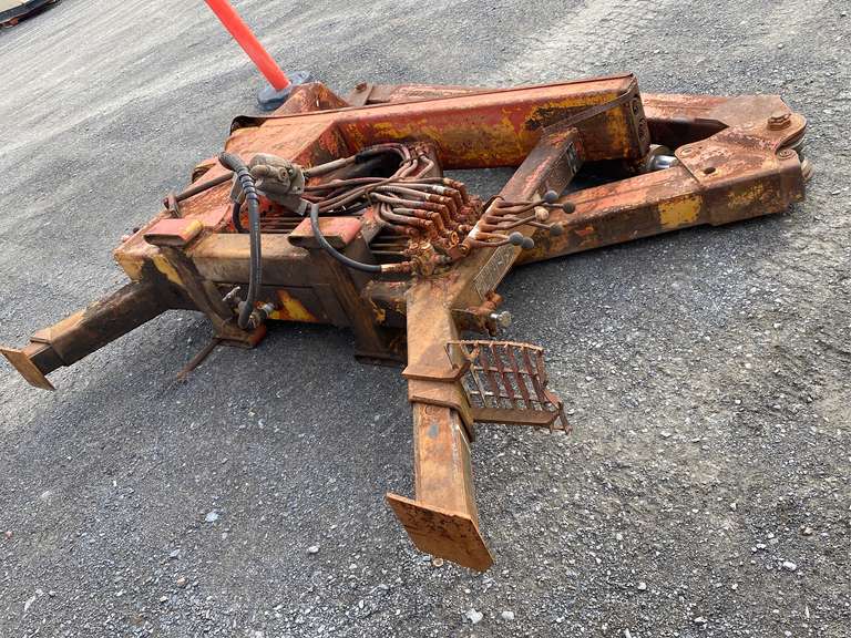 Cascade Model 300 Compact Knuckleboom - Jardine Auctioneers