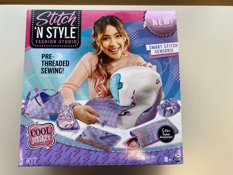 Stitch 'N Style Fashion Studio/Machine à coudre Stitch 'N Style Fashion ...
