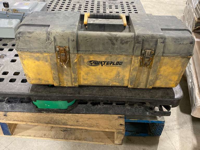 Black and Yellow Waterloo Tool Box - Jardine Auctioneers