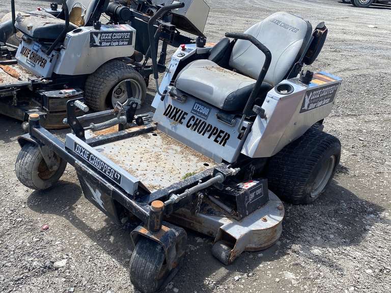 Dixie Chopper Zero Turn Mower (parts only) - Jardine Auctioneers