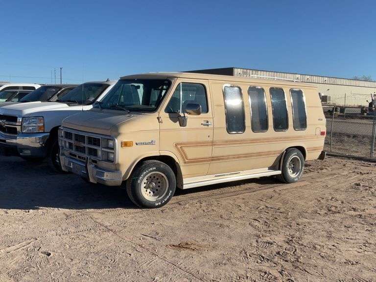 1983 GMC Vandura 2500 Van - J&J Auctioneers LLC
