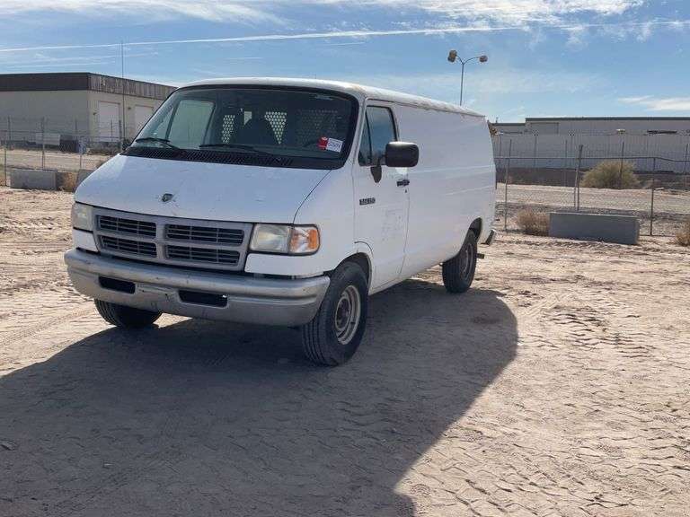 1994 Dodge Ram Van - J&J Auctioneers LLC